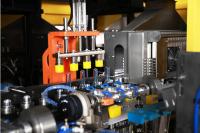 China 4 Cavity Stretch Blow Molding Machine 6000BPH~4800BPH Output for sale