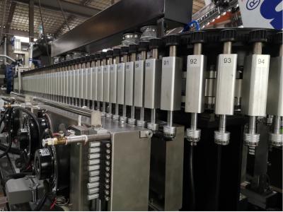 China 9600BPH Pet stretch blow molding machine For Making Plastic Bottles 1.5L for sale