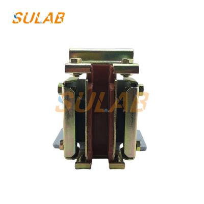 China Hyundai  Mitsubishi Elevator Spare Parts Sliding Guide Rail Shoes LUB121K 10mm 16mm for sale