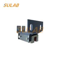China High Speed Cabin And Counterweight Elevator Guide Shoe DXP126-08 LUB121K For Rail 16mm 10mm for sale