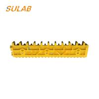 China Yellow Plastic Step Demarcation Strip Escalator Spare Parts SCS 319900 319901 319902 for sale