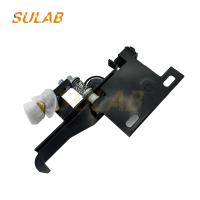 China MKG161-09 Elevator Door Lock Device - Mechanical Hook Lock with Electrical Contact for Universal Elevator Brands and Easy Installation for sale