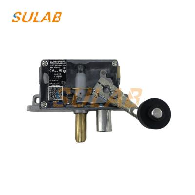 China SCHMERSAL Electromagnetic Safety Door Lock Switch AV15LHE4X35U AV15RHE4X35U for sale