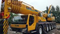 China ZTC500H 50 Ton Hydraulic Truck Crane 2400KN.m Lifting Torque Sinotruk Howo Chassis for sale
