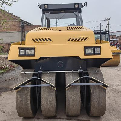 China Road Roller 10500kg Vibratory Compactor 2130mm Drum Width 30% Gradeability Customizable for sale