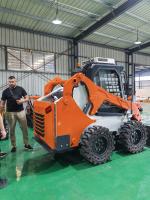 China Mini Skid S18 Hydraulic Wheel Loader 3400x1800x2300mm 3000kg Custom Bucket for sale