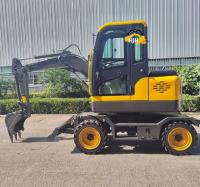China 3.7 Ton PW45-9 Wheeled Excavator 34KW Water-Cooled Engine HJH Hydraulic Valve for sale