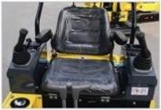 China 1.5 Ton Mini Crawler Excavator 192F Engine 8.2kw Hydraulic Digger with Bosch Rexroth Parts for sale