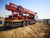 China 19340 kg 300m Depth Rotary Truck Mounted Borehole Drilling Machine for Water Drilling for sale