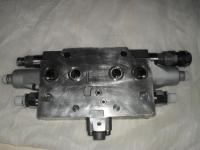 China Valve Assembly 723-41-08200 for PC300-7 PC300-8 Excavator 723-41-08100 Durable for sale