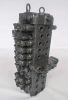 China Excavator PC50 Control Valve PC50MR-2 Hydraulic Distribution Valve 723-19-12801 for sale