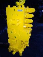 China Excavator Control Valve Assy PC100 PC100L PC100SS 700-83-17003 700-83-17002 for sale