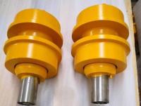 China Carrier Roller 208-30-00511 for PC350HD PC390 PC400 PC450 PC550 Excavator for sale