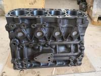 China Cylinder Head for 3TNV88 4TNV88 4TNE98 Diesel Engine Excavator Spare Parts 119mm for sale