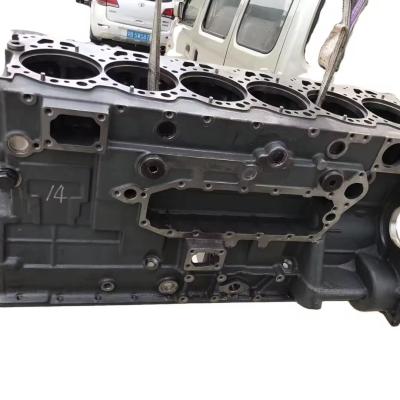 China High Guarantee Cylinder Block 6D125 S6D125-2 for Excavator PC400-6 D65E Engine Parts for sale