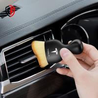 China Soft Microfiber Car Interior Cleaning Brush Air Vent Gap Dust Remover Tool for sale