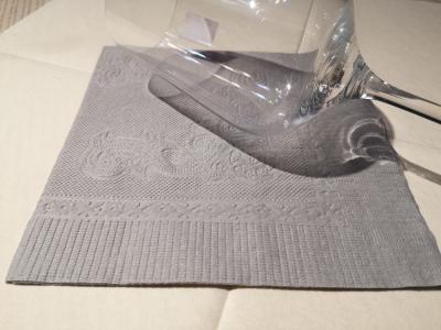 China No Fluorescent Agent Lunchon Napkin Gray 100% Virgin Wood Pulp for sale