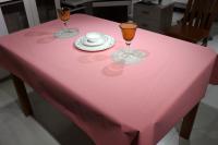 China Non-Toxic 54x108 Inch Airlaid Paper Tablecloth Colorful for Hotel Wedding Party for sale