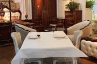China Oil Proof 1/6 Fold 33*33cm Disposable Paper Tablecloths Birthday Deco for sale