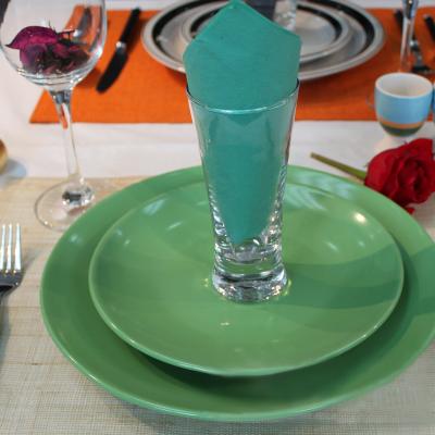 China 17gsm Disposable Color Paper Napkin 2 Ply 30x30cm for Party Wedding Hotel Use for sale