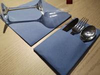China Disposable 2 Ply Colored Paper Cocktail Napkins 33x33cm 100% Wood Pulp for sale
