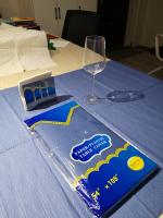 China Unscented Non-Toxic Environmentally Paper Table Cloth Disposable And Absorb Water Well for sale