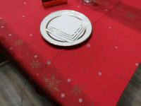 China Luxury Rectangular Table Cover 274cm x 180cm Waterproof Oilproof Disposable Party Cloth for sale