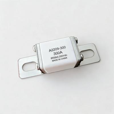 China DC Fuse High Current Fuse 150A to 350A for EV Battery Management System with 50kA Breaking Capacity for sale