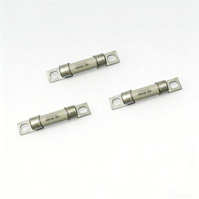 China 1000V DC Stud-mount Ceramic Body EV Fuse for HEV and EV Applications for sale