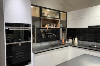 China Anti Rust White Modern Custom Kitchen Cabinets Stainless Steel 304 Waterproof for sale