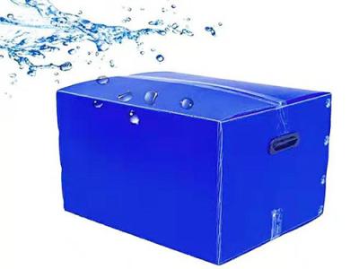 China Flat Surface PP Corrugated Plastic Box , 4mm Corrugated Plastic Containers for sale