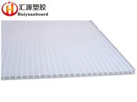 China Custom Flame Retardant White Corrugated Plastic Sheets 180GSM for sale