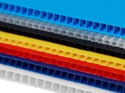 China 2mm Corrugated Polypropylene Sheets Environmental Corrosion Impact Resistant for sale