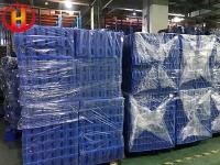 China Recyclable Blue Corrugated Plastic Separator Flat Surface for sale