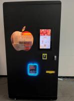 China 220V 400W Fruit Apple Juice Vending Machine For Hotels Garment Shops for sale