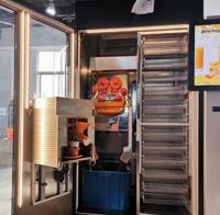 China Commercial Fruit Juice Vending Machine 1000W Fresh Squeezed Orange Juicer for sale