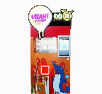 China Drink Milk Orange Juice Vending Machine 400W With Cooling System for sale