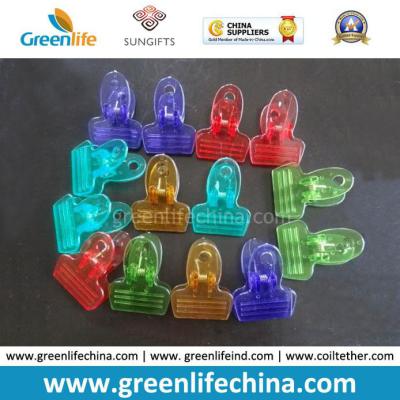 China New Design Fashionable Plastic Transparent Colors Paper Clip Stationery for sale