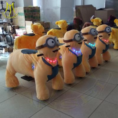 China Hansel plush toys stuffed animals on wheels happy ride toy animal electric ride hot in shopping mall coin operated ride for sale