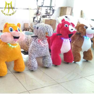 China Hansel amusement park battery operated electric walking stuffed animal ride for sale