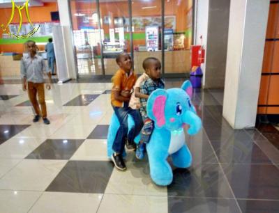 China Hansel  shopping mall plush walking animal scooter ride on animal toy animal robot for sale for sale