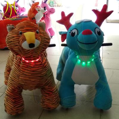 China Hansel plush coin operated happy rides on animal motorized plush riding animals for sale