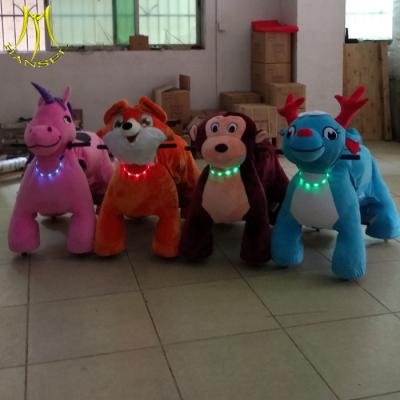 China Hansel amusement game machine electric plush battery operated walking horse for sale