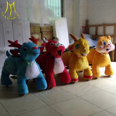 China Hansel amusement park walking coin operated soft stuffed animal car ride on toy for sale