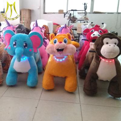 China Hansel Walking ride on animal mechanical plush electrical animal toys cars for sales for sale