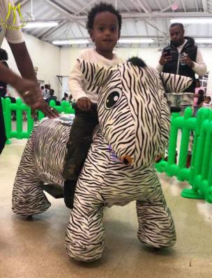 China Hansel hot selling kids battery powered plush motorized riding animals in game land for sale