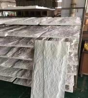 China Light Weight White PU Faux Artificial Stone Panel 1200*600mm Easy Installation for sale