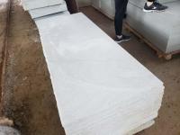China Honed Face White Natural Sandstone Slabs For Driveway Pavers 2-10cm Thickness for sale