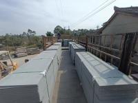 China 10mm-200mm Natural Sandstone Slabs Hammered for sale