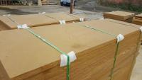 China Natural Split Rough Patio Sandstone Slabs Frost Resistance  Customized Size for sale